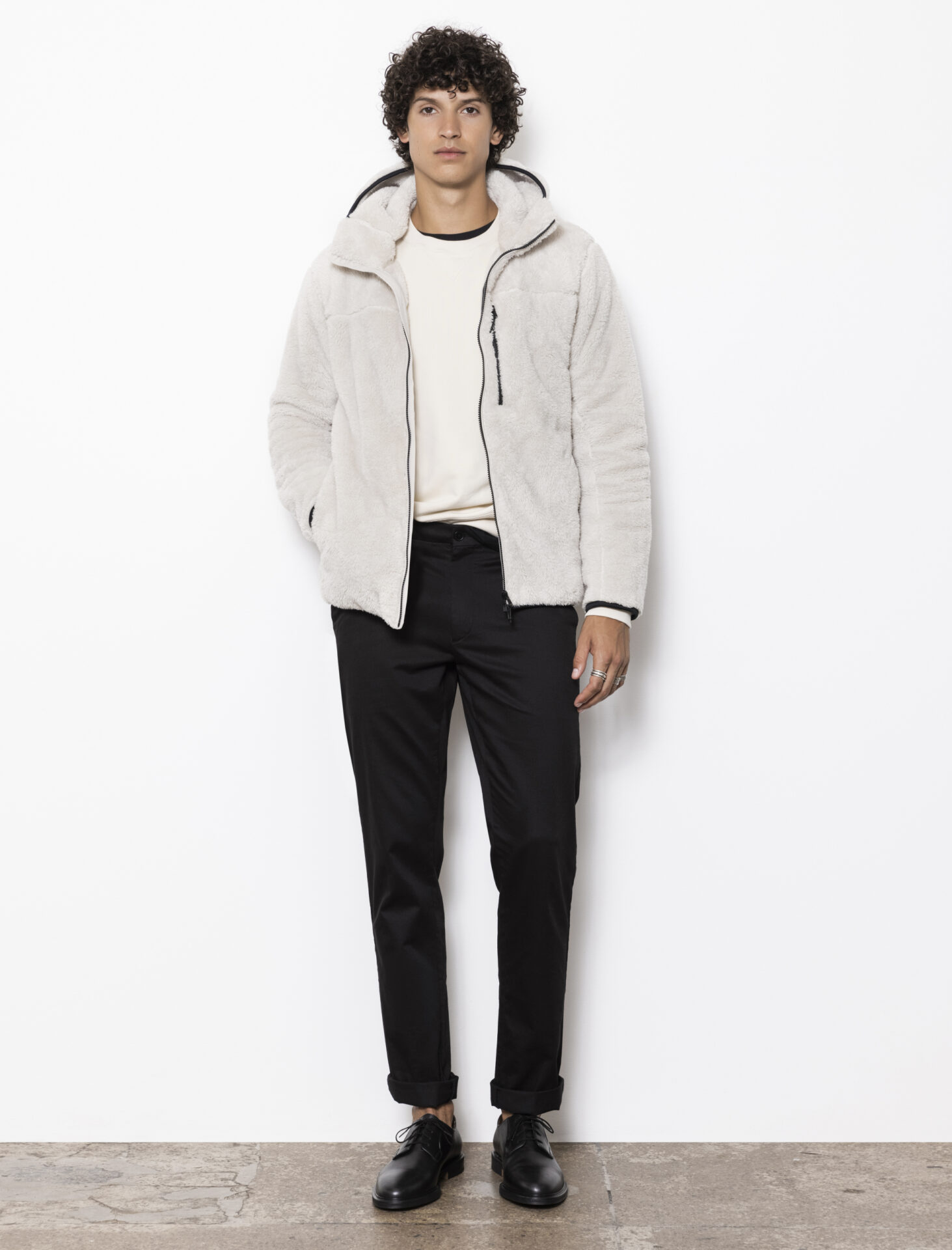 Jim Moore x Uniqlo Live Station — Creative Exchange Agency