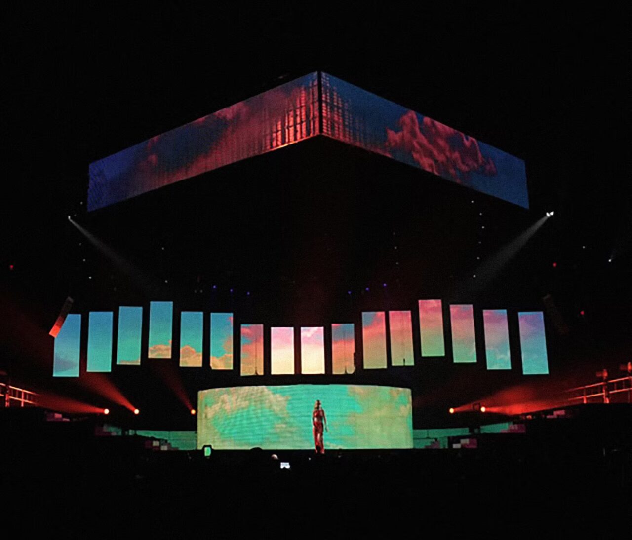 Willo Perron | Creative Director I Artistic Director | Creative ...